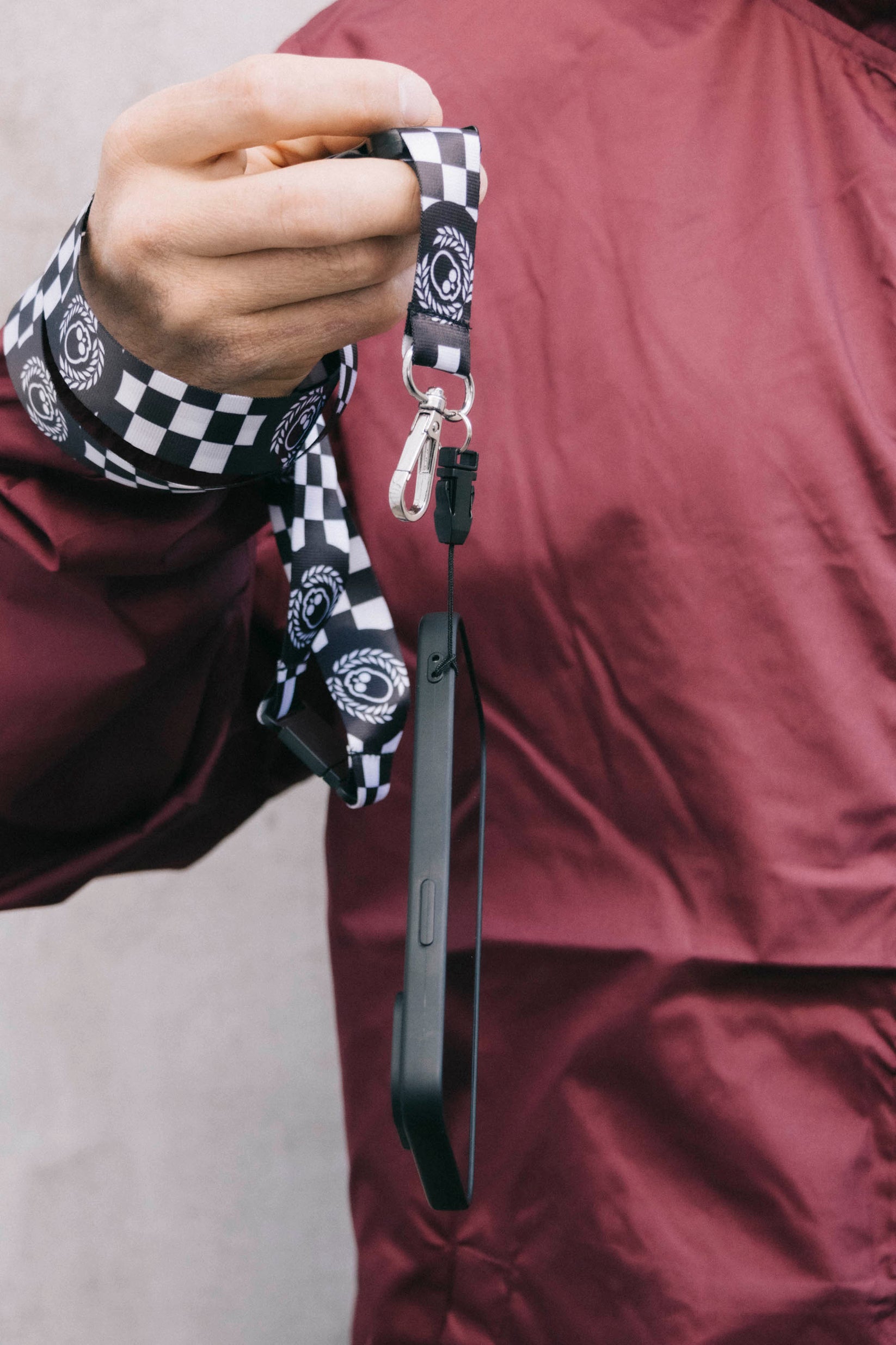 LANDYARD LOGO CHESS – Antifashion